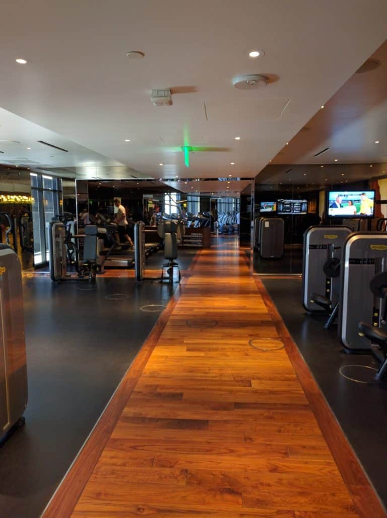 Hotel Review: The Cosmopolitan Las Vegas (Updated 2022) - Always Fly ...