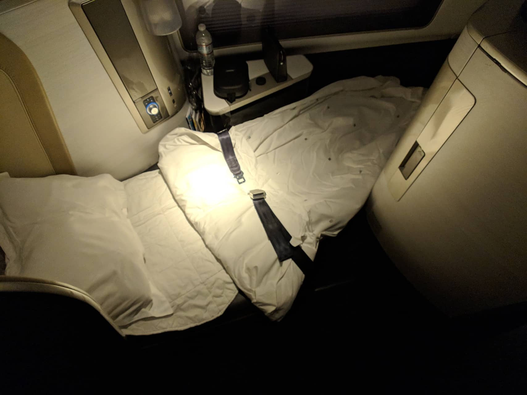 Review: British Airways (747-400) First Class from London to Las Vegas ...